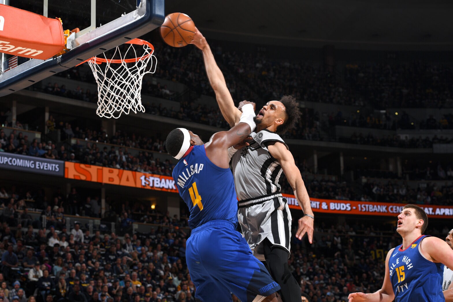 Spurs sign Derrick White to contract extension | NBA.com