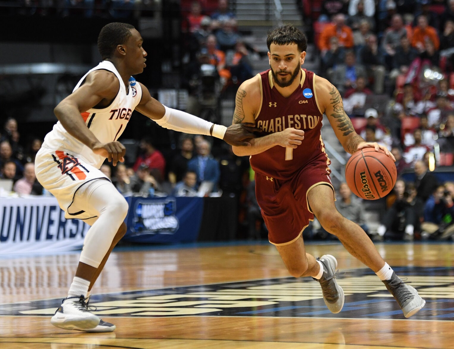 Charleston's Grant Riller stuffing the stat sheet and catching ...