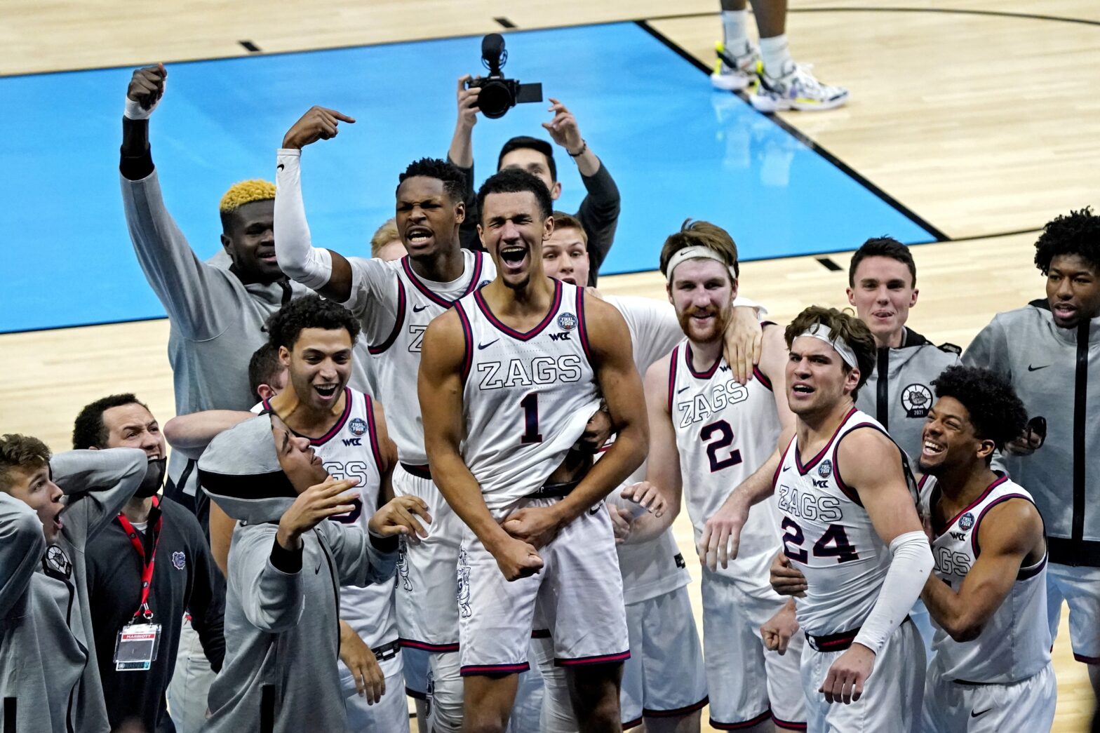 Top prospect Jalen Suggs declares for NBA Draft | NBA.com