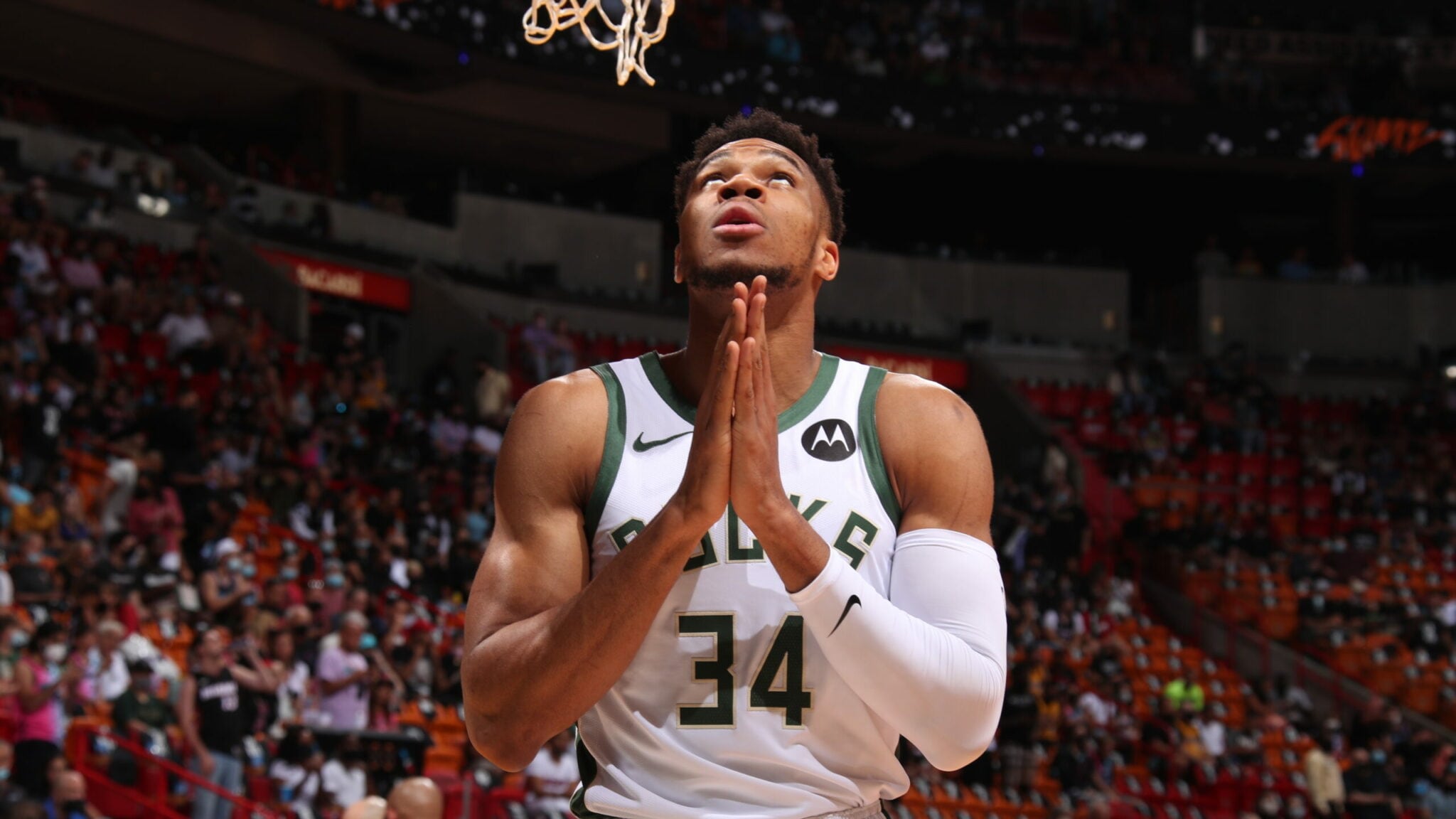 A season later, Bucks gain sweep, sweep revenge over Heat | NBA.com