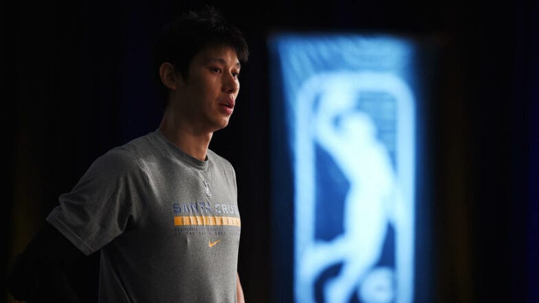 Jeremey Lin posts farewell message to NBA | NBA.com