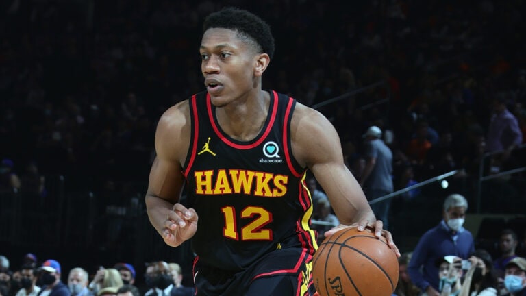 Atlanta's De'Andre Hunter out 2 months with wrist injury | NBA.com