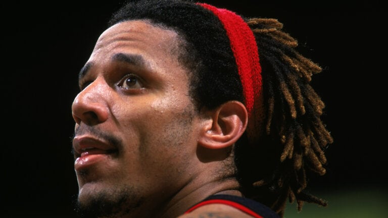 Brian Grant opens up about NBA career, Parkinson's and more in new book ...