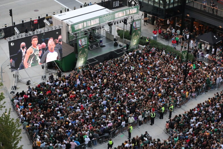 'Deer District' brings Finals excitement to the masses in Milwaukee ...