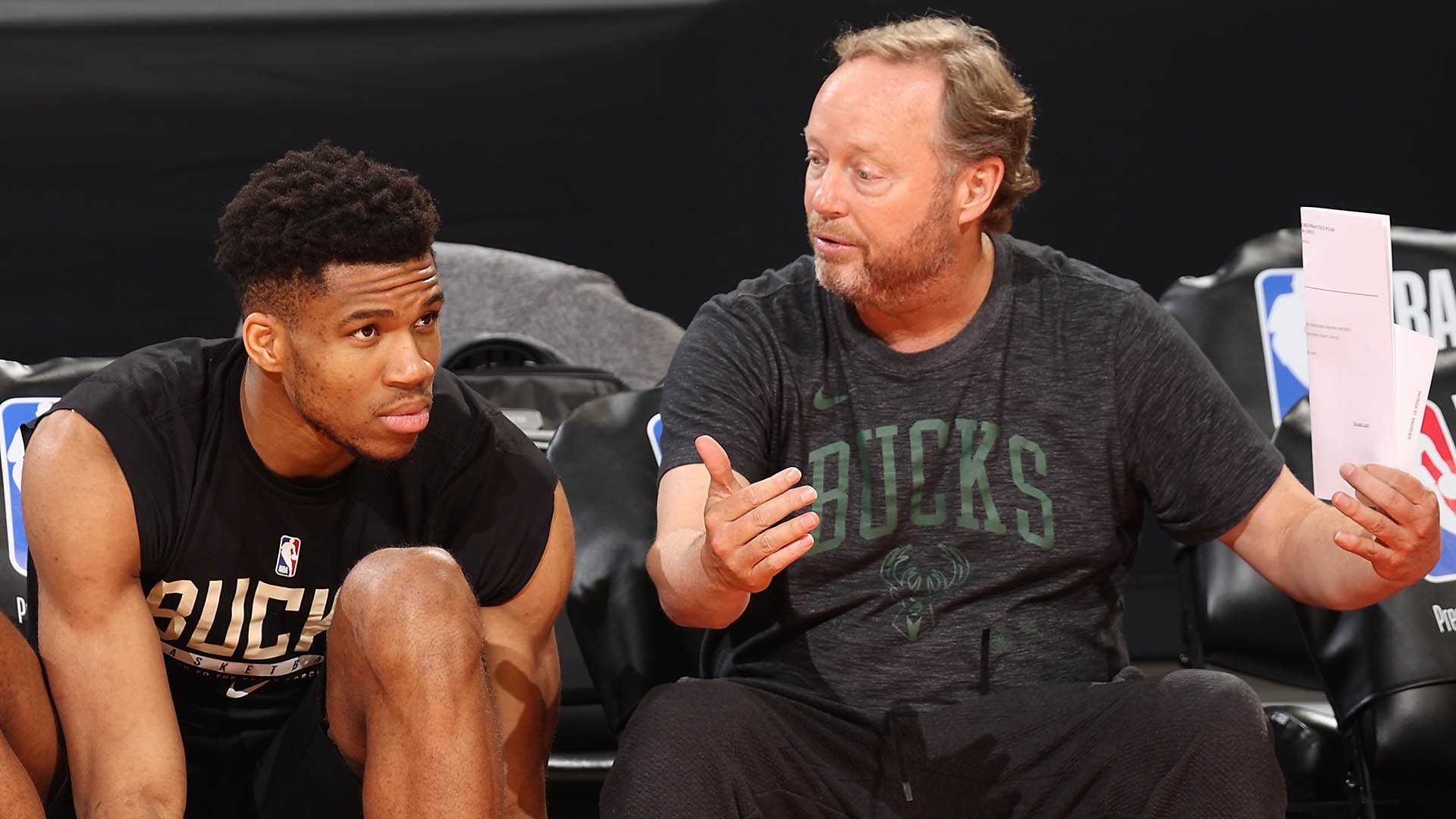 Report: Mike Budenholzer signs 3-year extension with Bucks | NBA.com