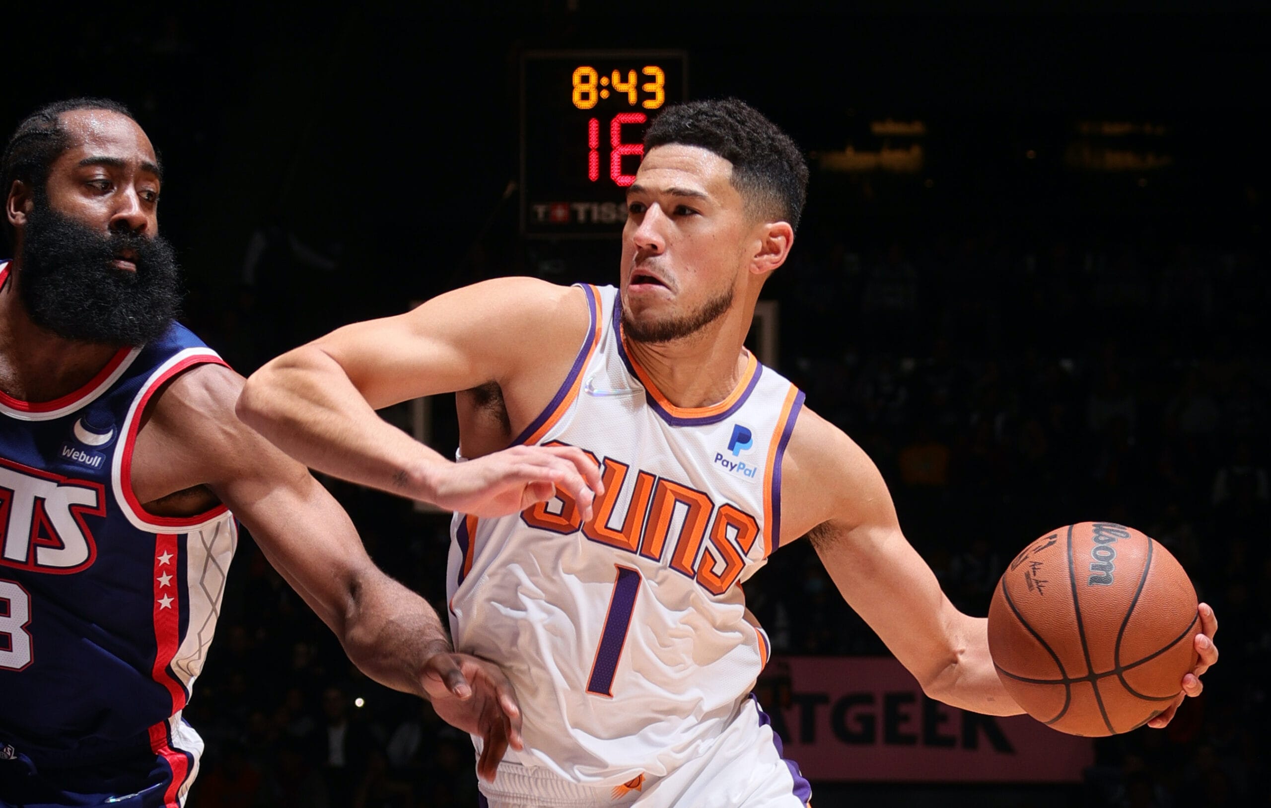 Booker drills one-legged, drifting bank shot over Harden | Phoenix Suns