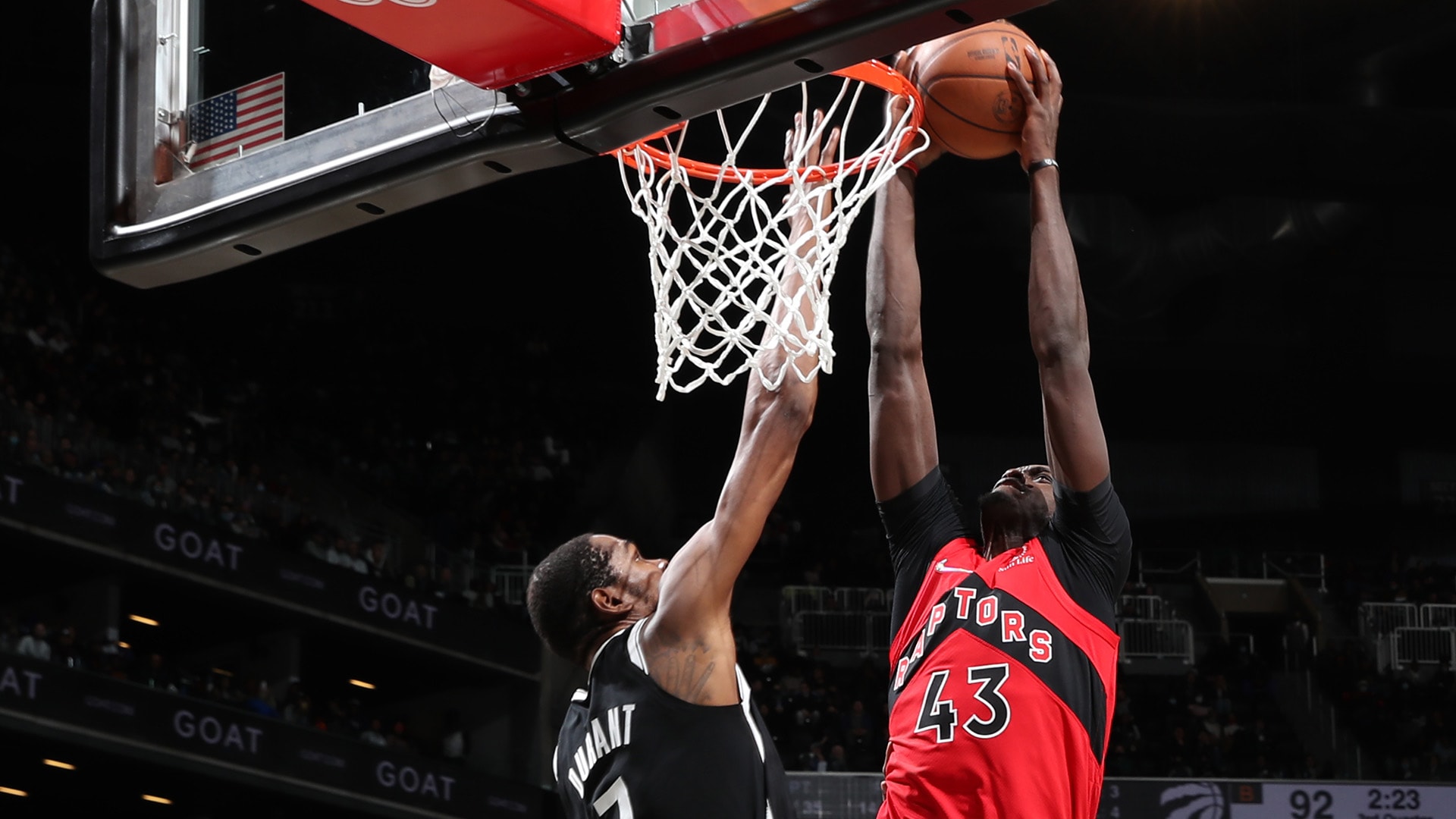 Kevin Durant Posterizes Wallpaper