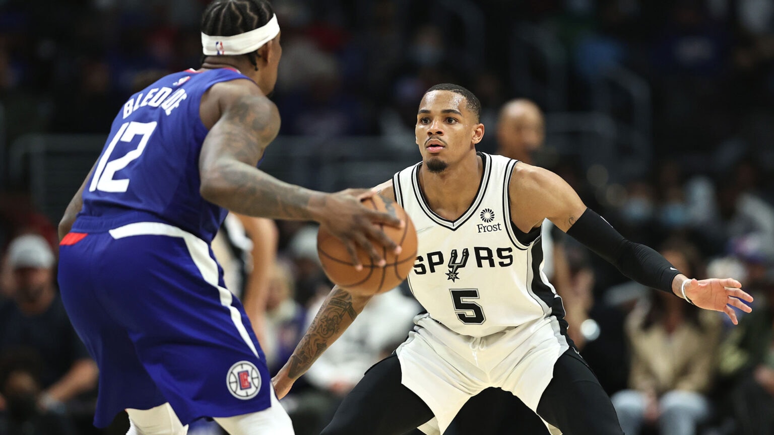 Dejounte Murray, Fred VanVleet and 10 players leading NBA in ...