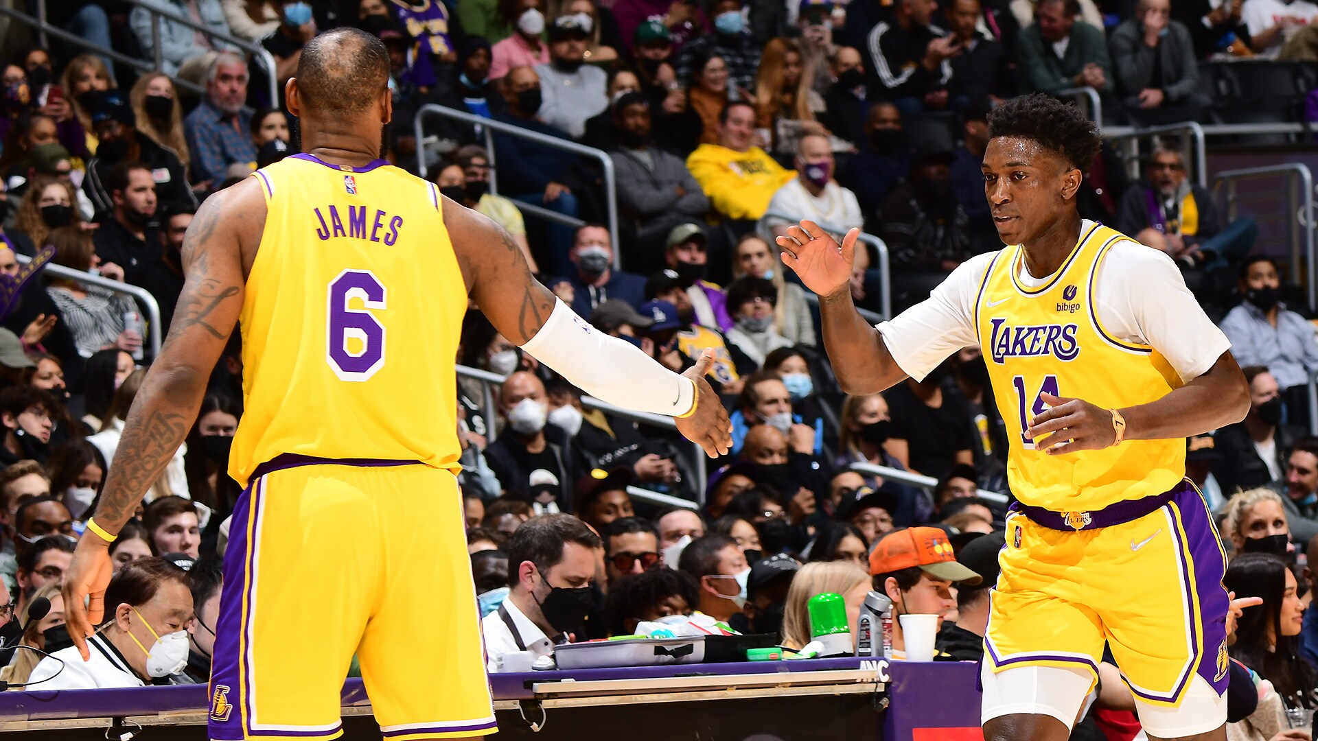 NBA Mailbag: Will Lakers make roster moves by the trade deadline? | NBA.com