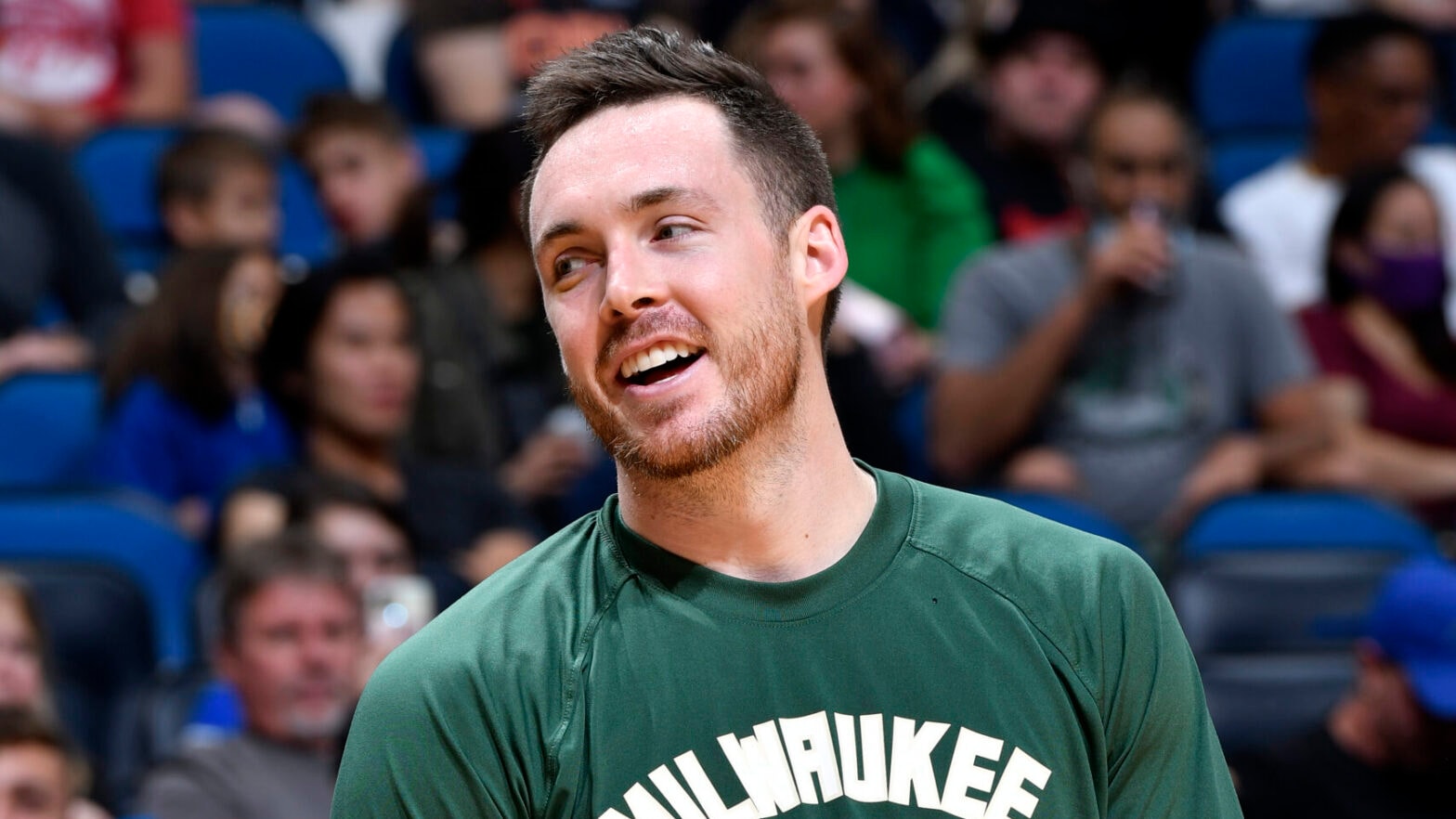 Bucks’ Pat Connaughton undergoes surgery for broken hand, expected to ...