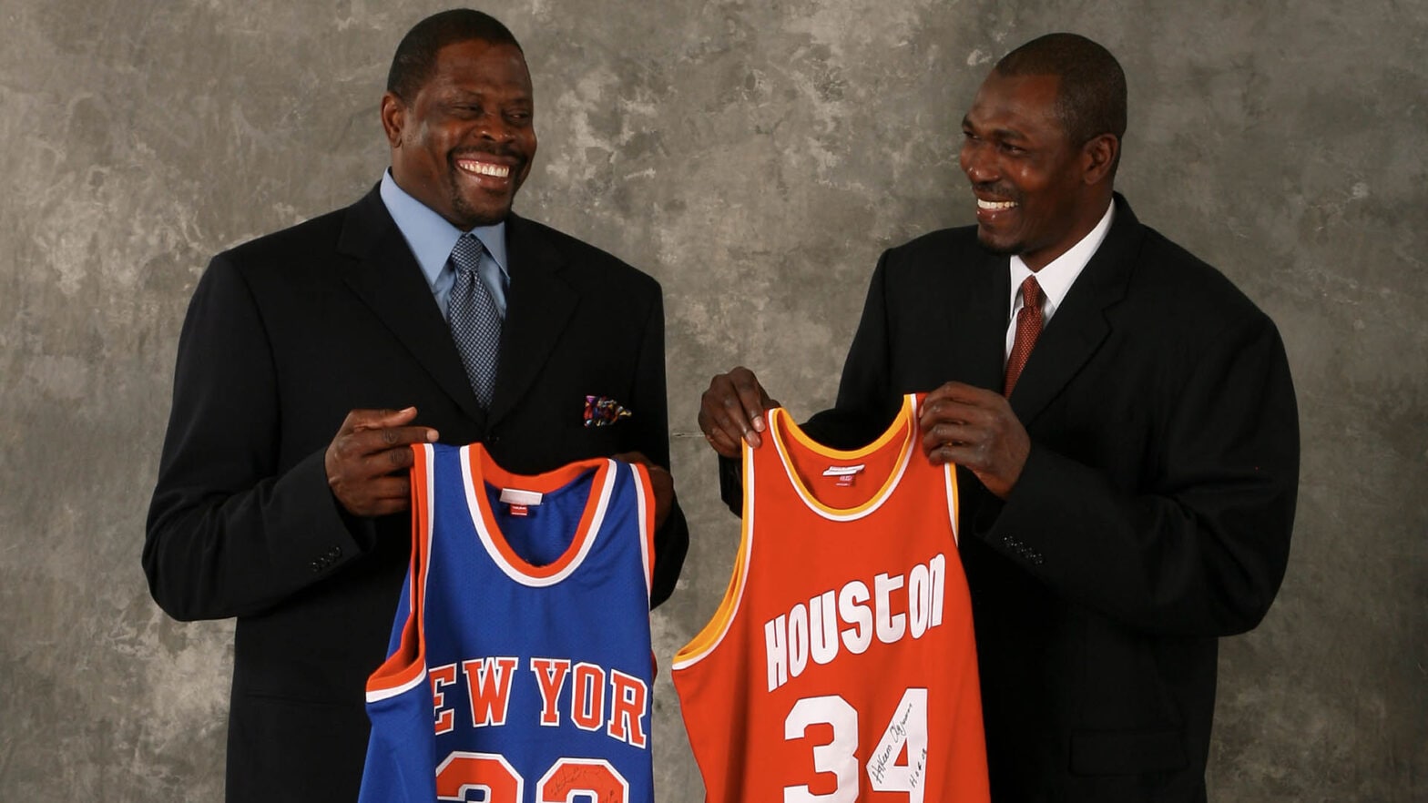 Examining NBA impact of international players: Hakeem Olajuwon ...