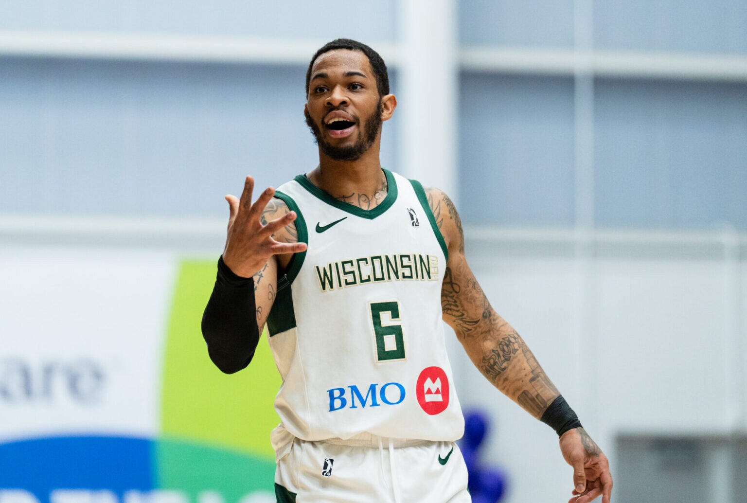 Rayjon Tucker signs with Bucks after big season in G League | NBA.com