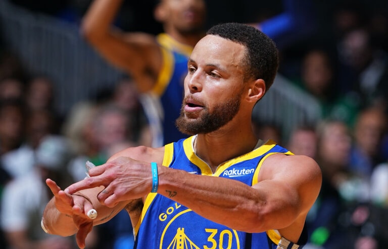 5 incredible stats from 2022 Bill Russell NBA Finals MVP Stephen Curry ...