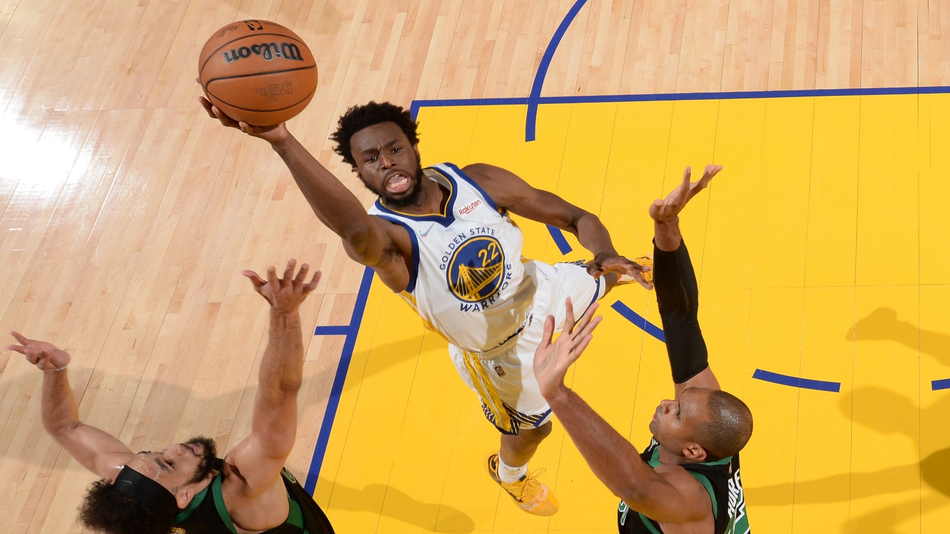 Wiggins今天出色的表現受到網民大力稱讚，其中包括曾同為木狼三少的LaVine和KAT | NBA地域 | 籃球地帶 - FanPiece