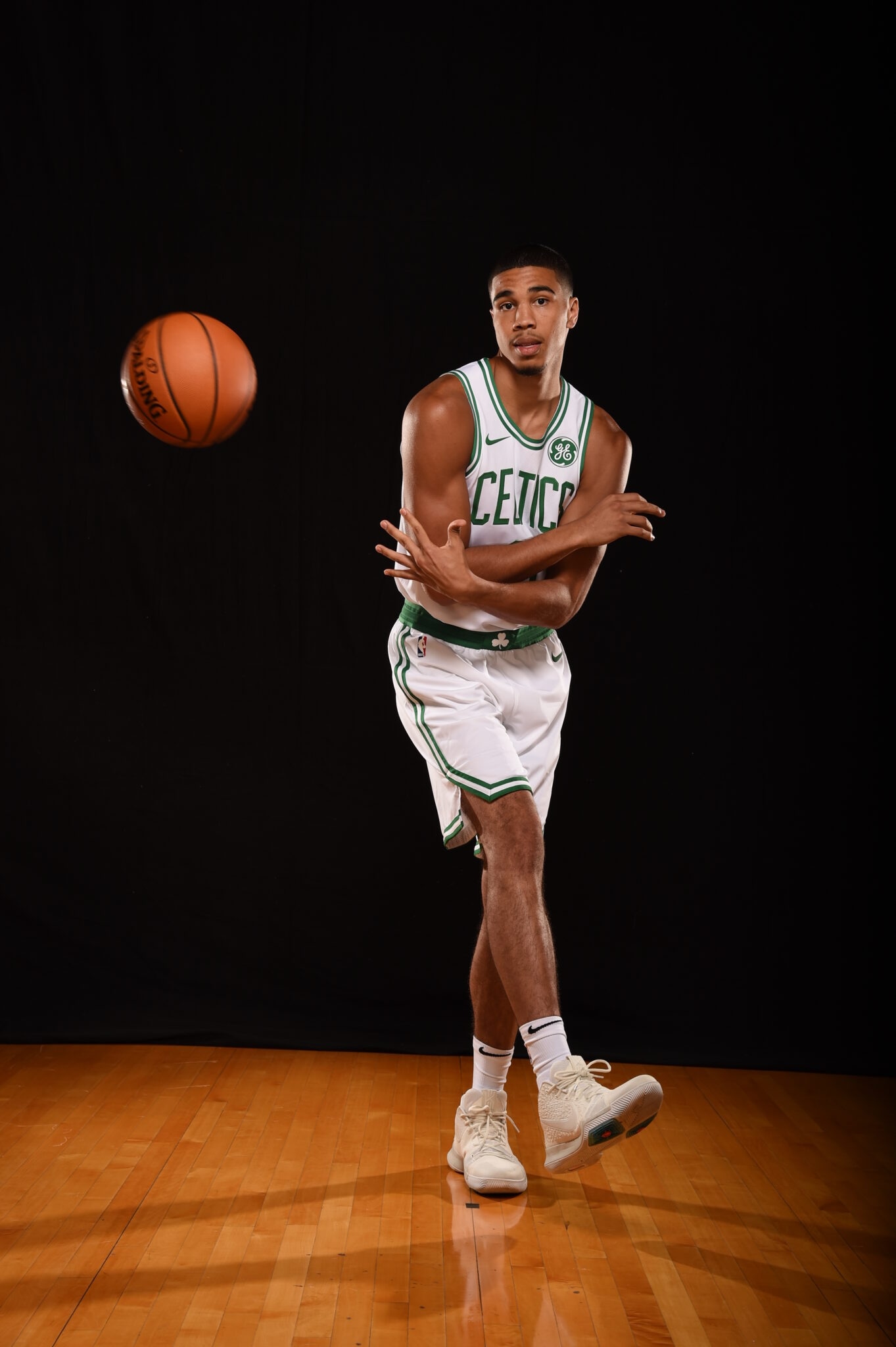 Behind the scenes at NBA's Rookie Photo Shoot | NBA.com