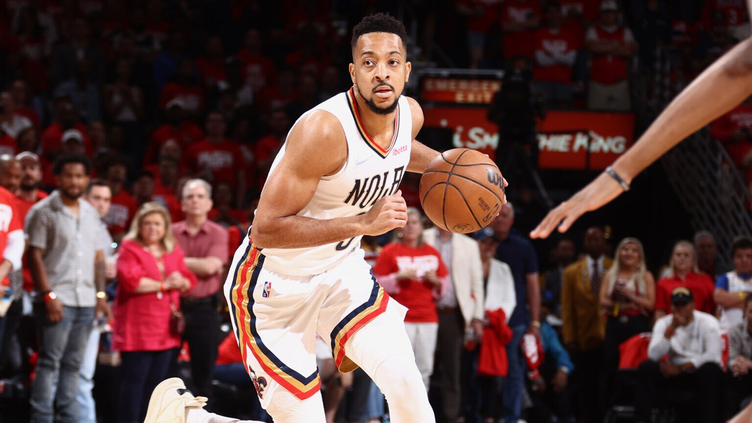 CJ McCollum signs 2-year extension with Pelicans | NBA.com