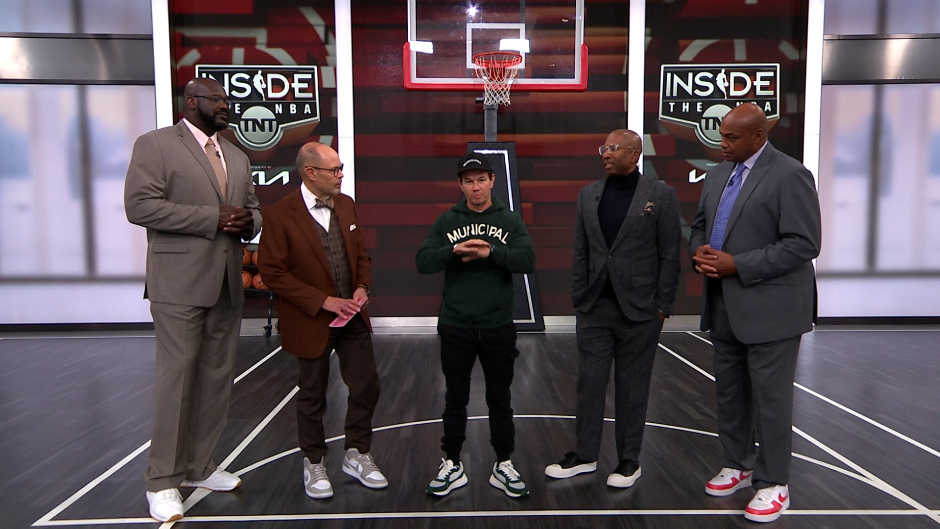 The official site of the NBA for the latest NBA Scores, Stats & News ...