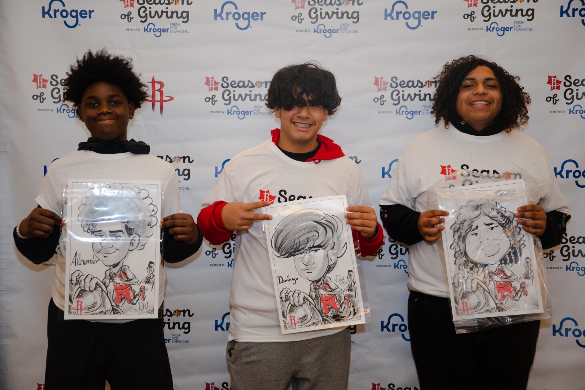 Houston Rockets host Boys and Girls Club holiday party at game | NBA.com