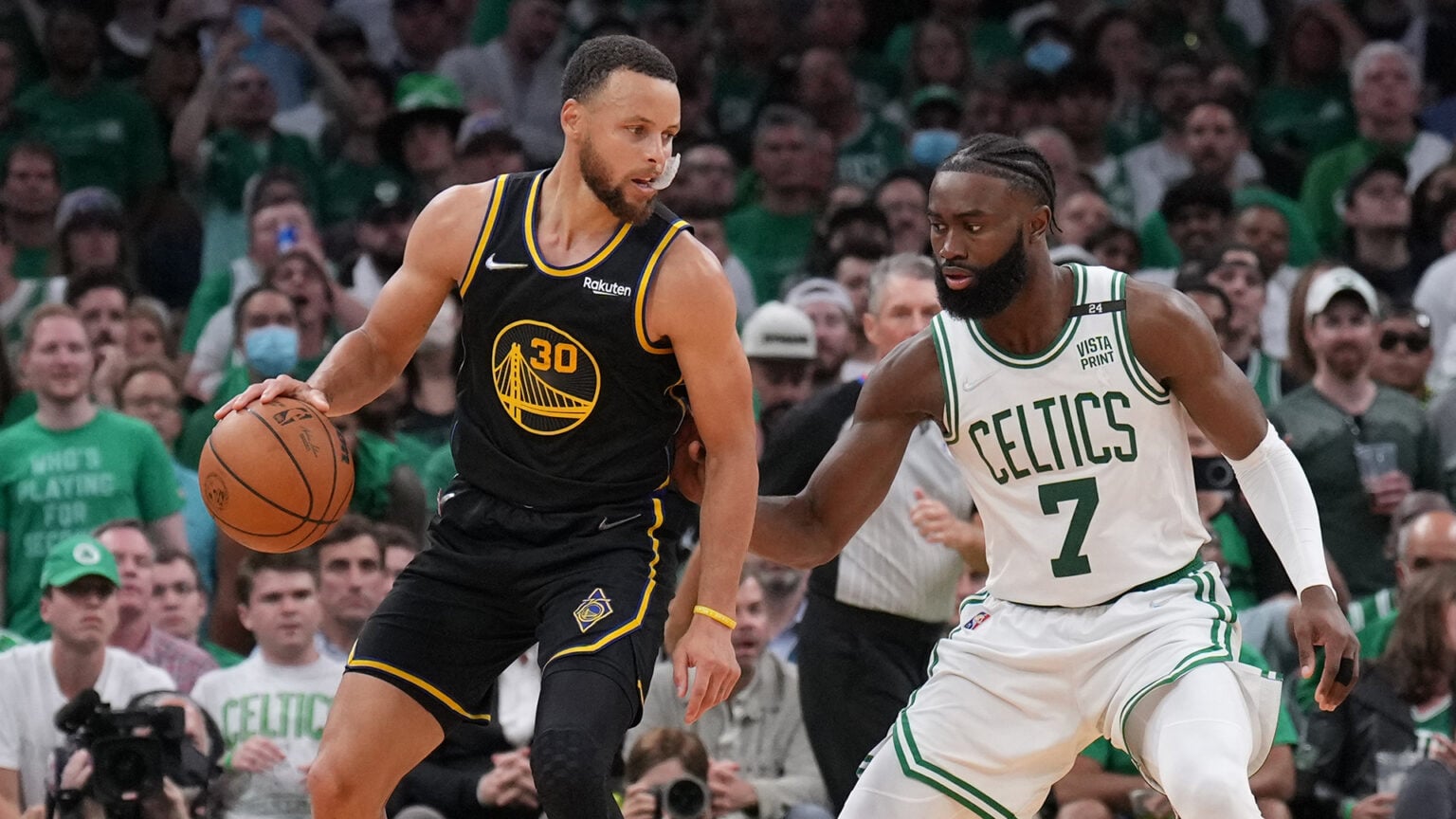 Live Updates: Players to watch before the NBA season resumes tomorrow ...