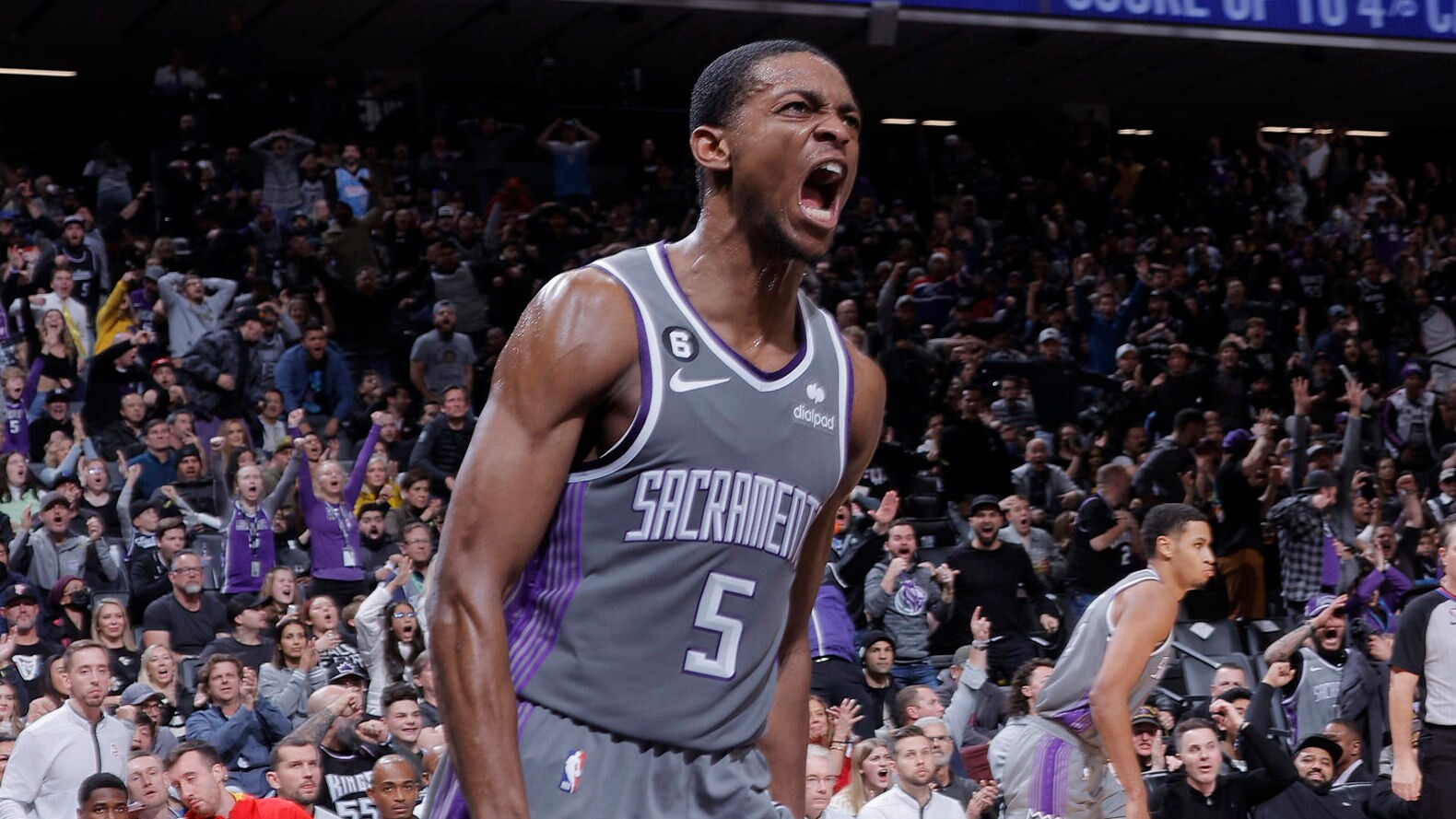 Clutch Player Ladder: De'Aaron Fox, Luka Doncic lead debut Top 5 ...