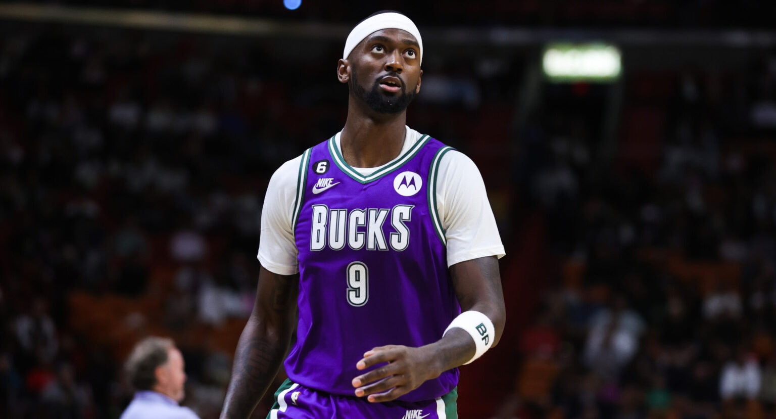 Bucks' Bobby Portis Jr. out at least 2 weeks with knee, ankle injuries ...