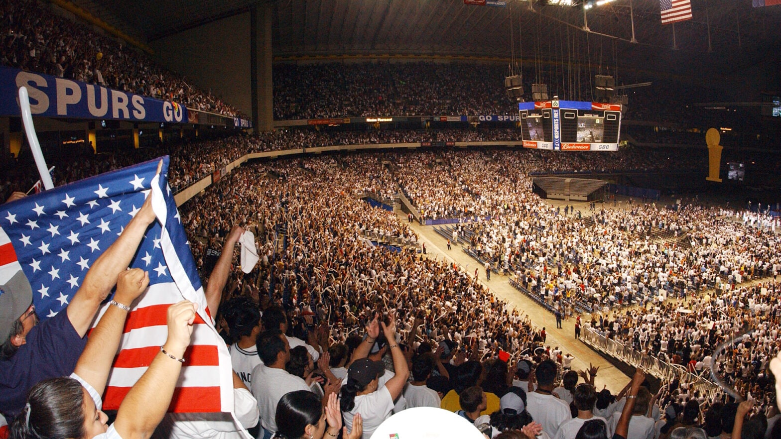 Spurs set to break NBA single-game attendance record | NBA.com