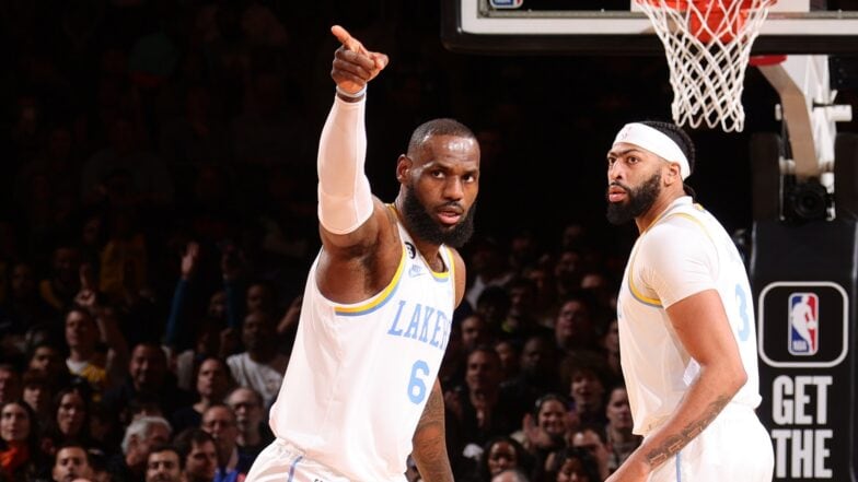 LeBron James passes Mark Jackson, Steve Nash for 4th in career assists ...