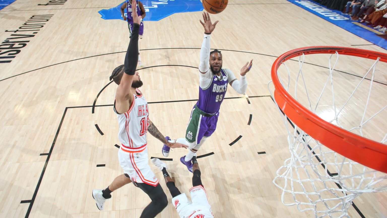 5 stats to know: Suns-Bucks, Lakers-Mavericks ABC Sunday doubleheader ...