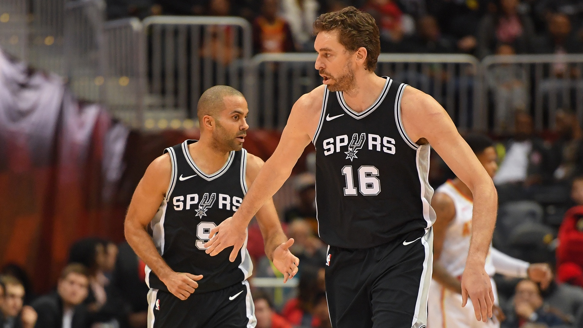 Naismith Memorial Basketball Hall of Fame announces 12 finalists for ...