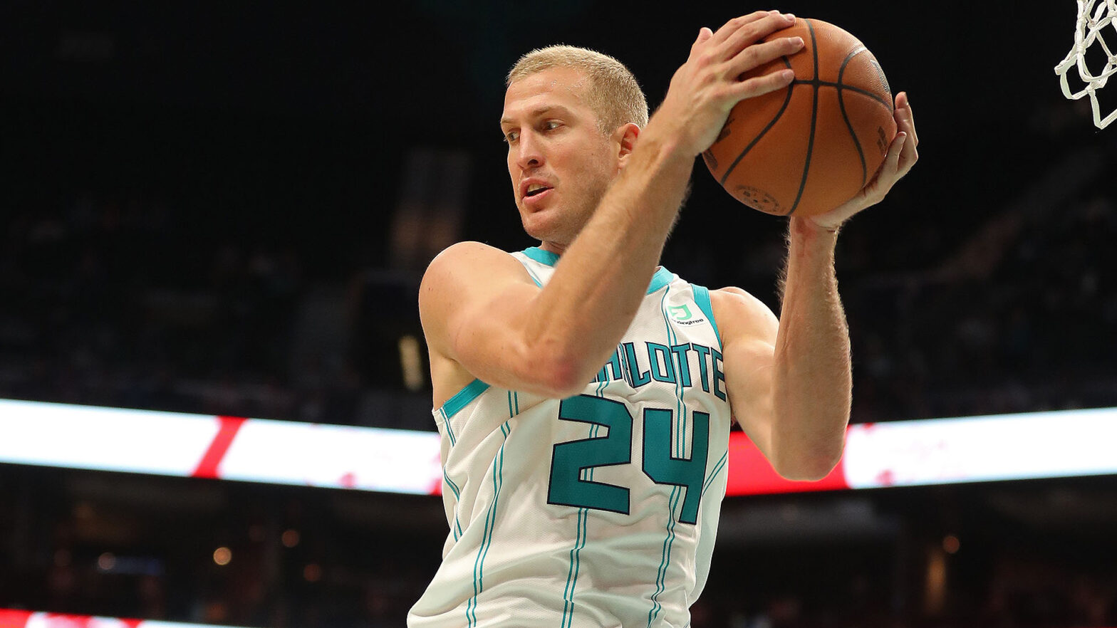 Hornets trade Mason Plumlee to Clippers for Reggie Jackson | NBA.com