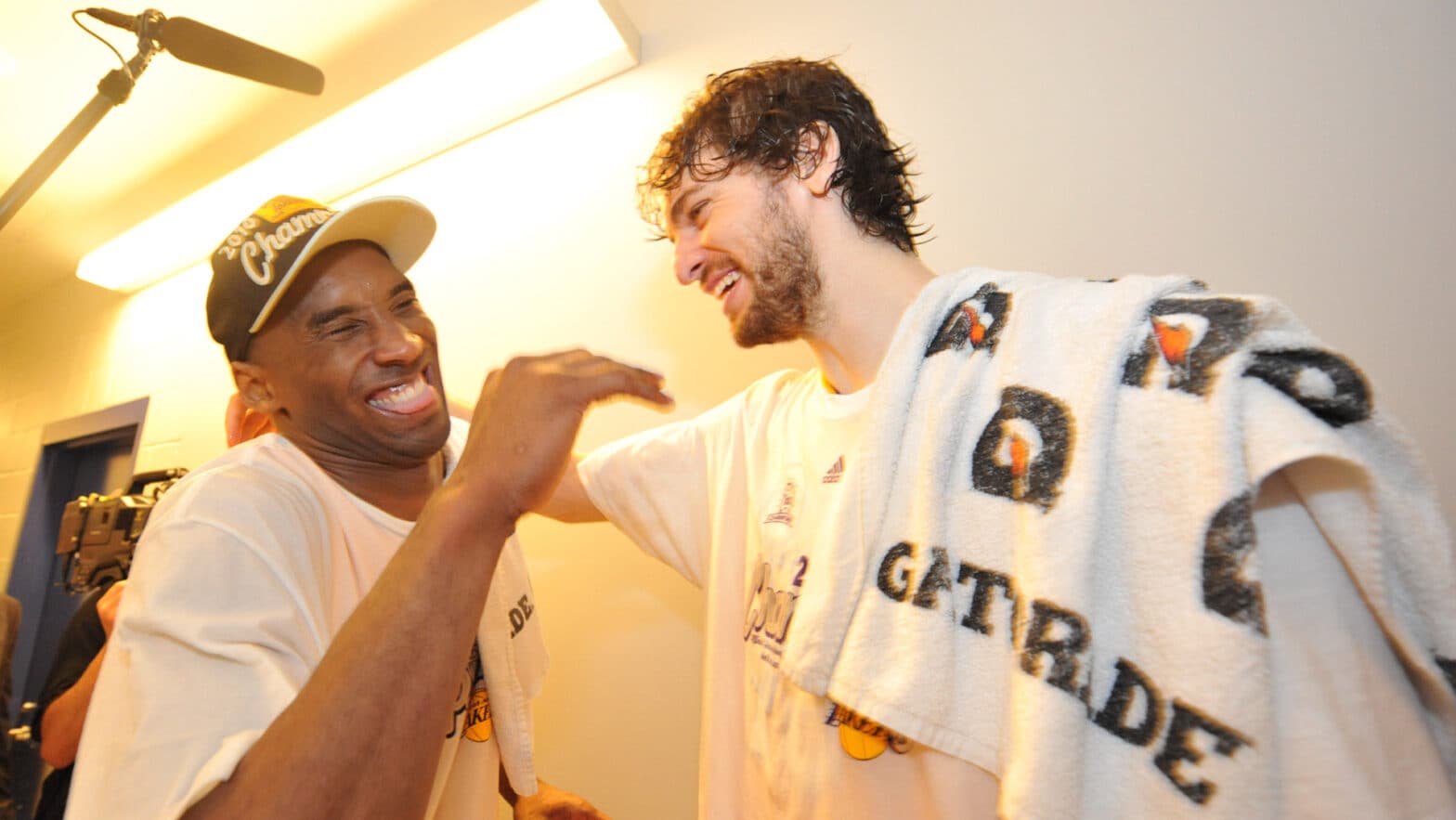 How Pau Gasol made Kobe Bryant's family his own | NBA.com