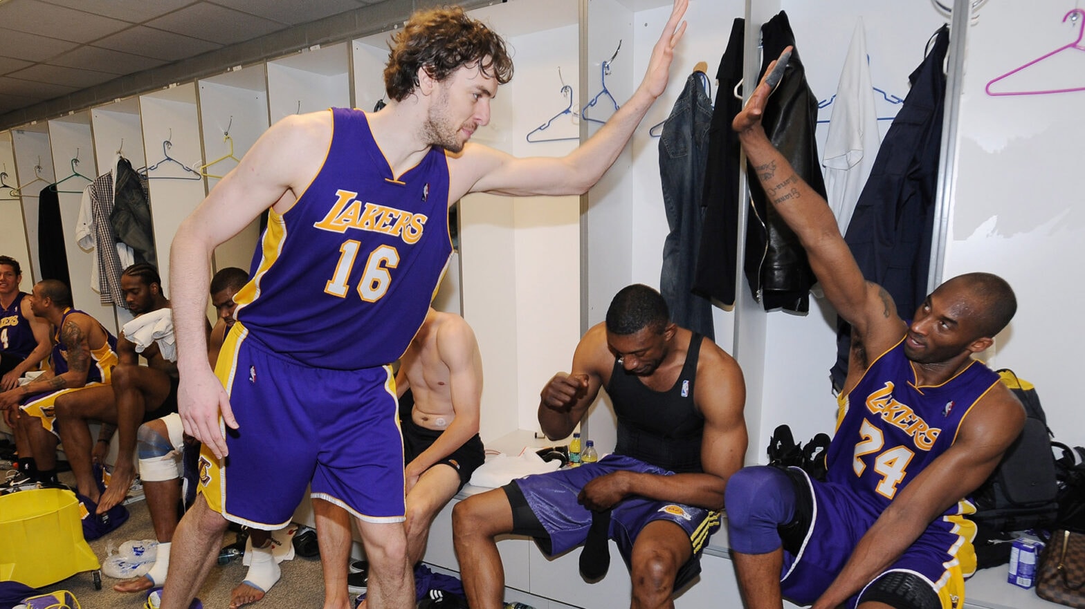 Pau Gasol, Kobe Bryant form unbreakable bond on road to back-to-back ...