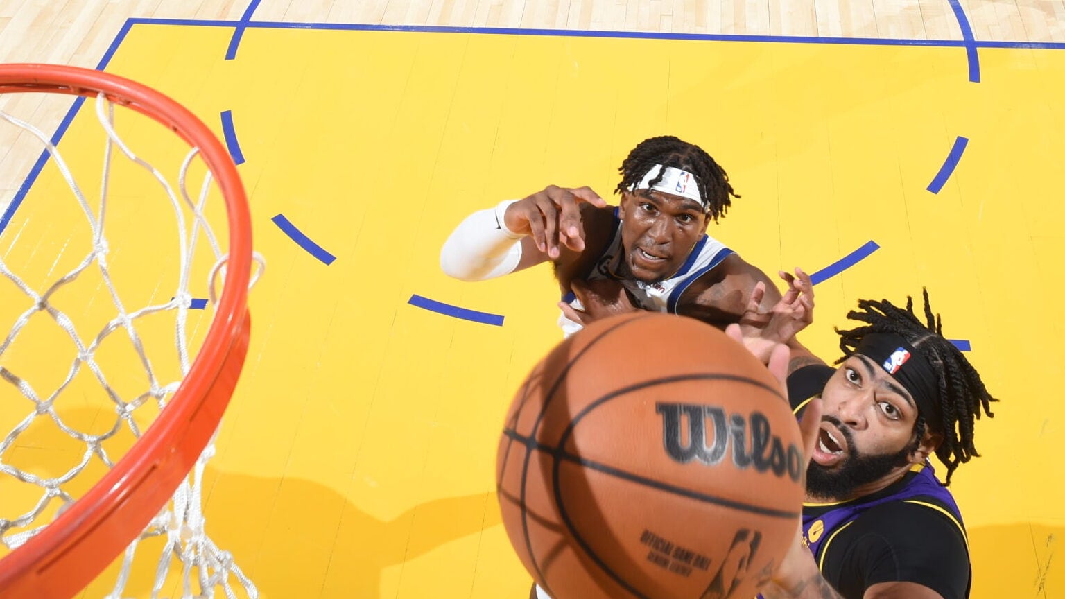 Series Preview: LeBron James, Stephen Curry back at it in surprise showdown | NBA.com