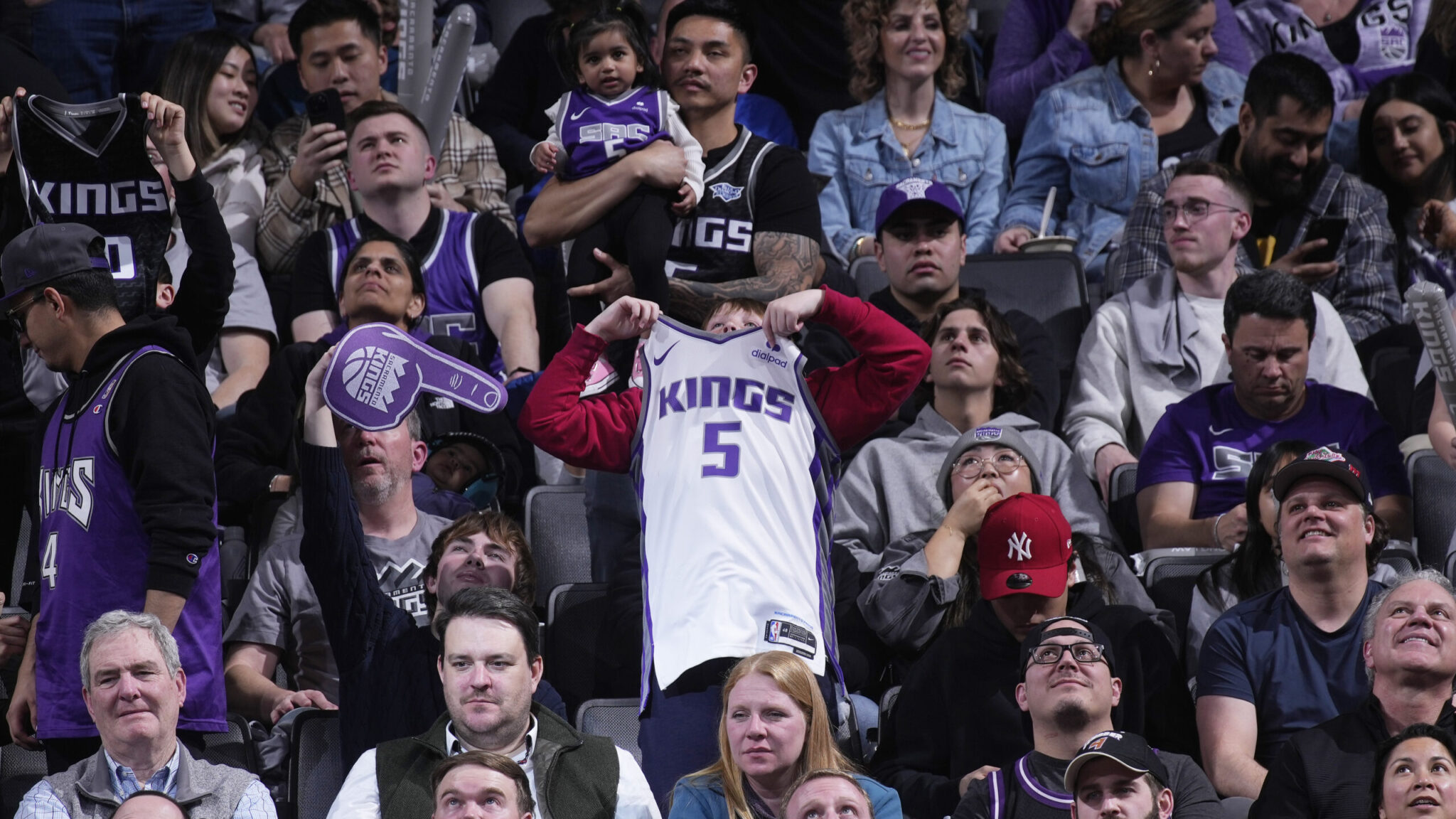 Enjoy Basketball presents: Best things to watch in Saturday's 1st-round ...