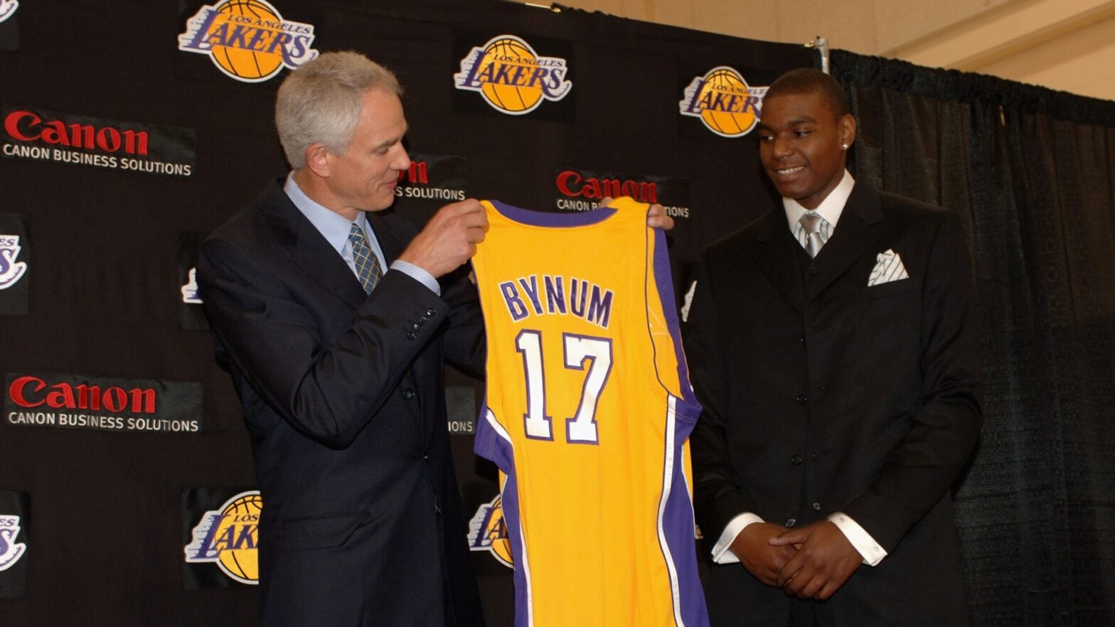 The Youngest NBA Players in History | NBA.Com