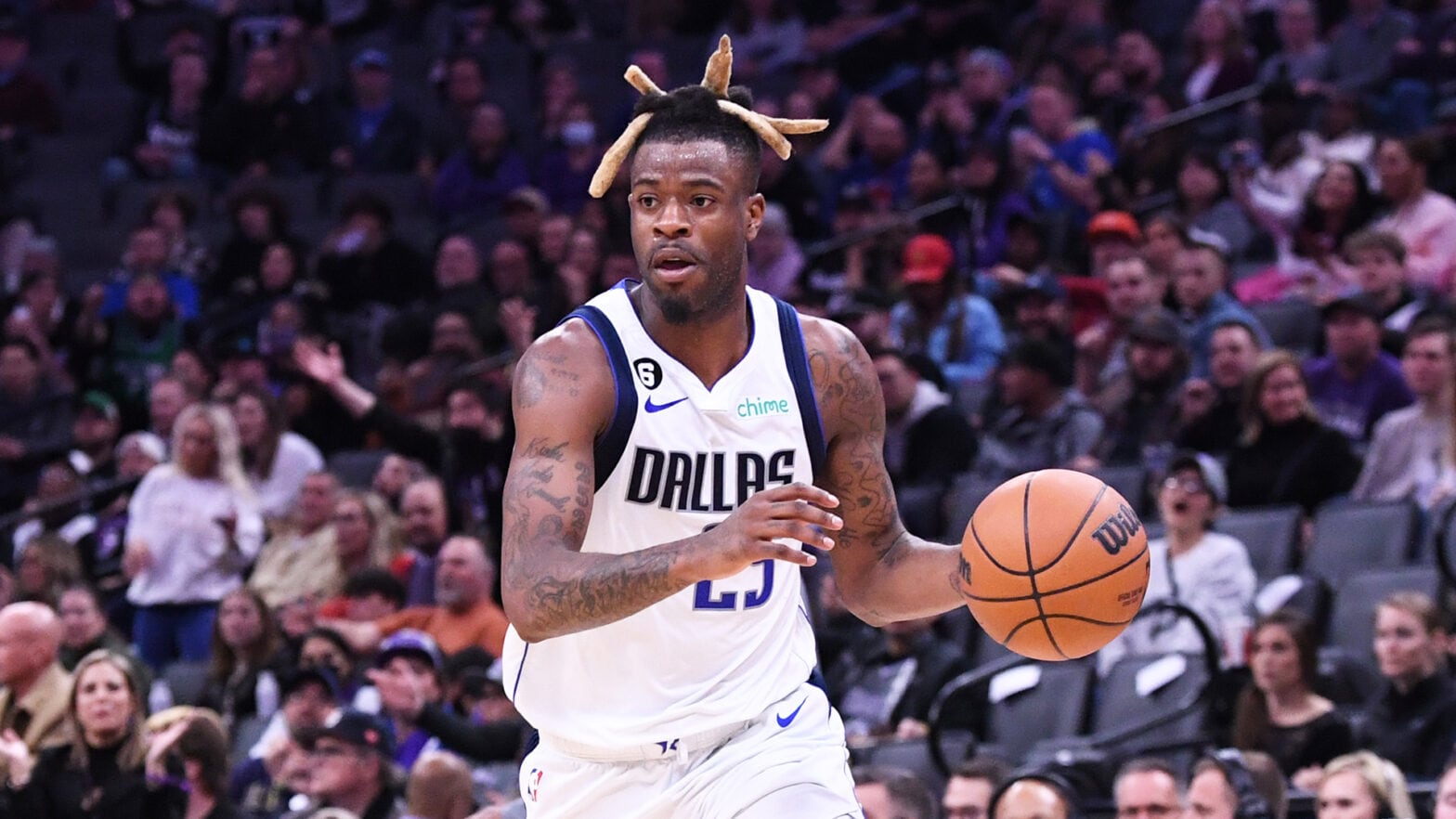 Spurs waive veteran forward Reggie Bullock