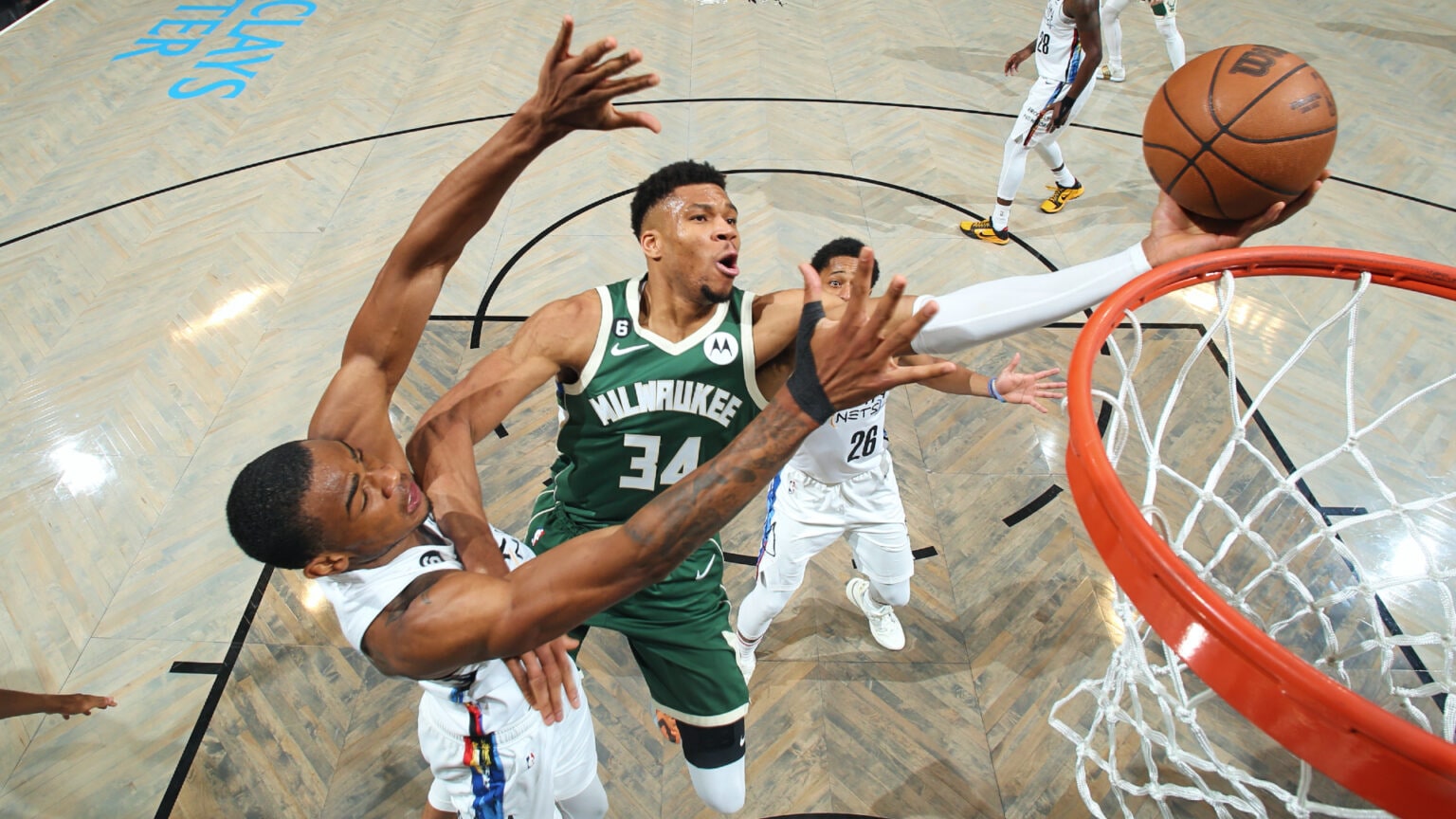 Giannis Antetokounmpo reveals plans to work out with Hakeem Olajuwon ...