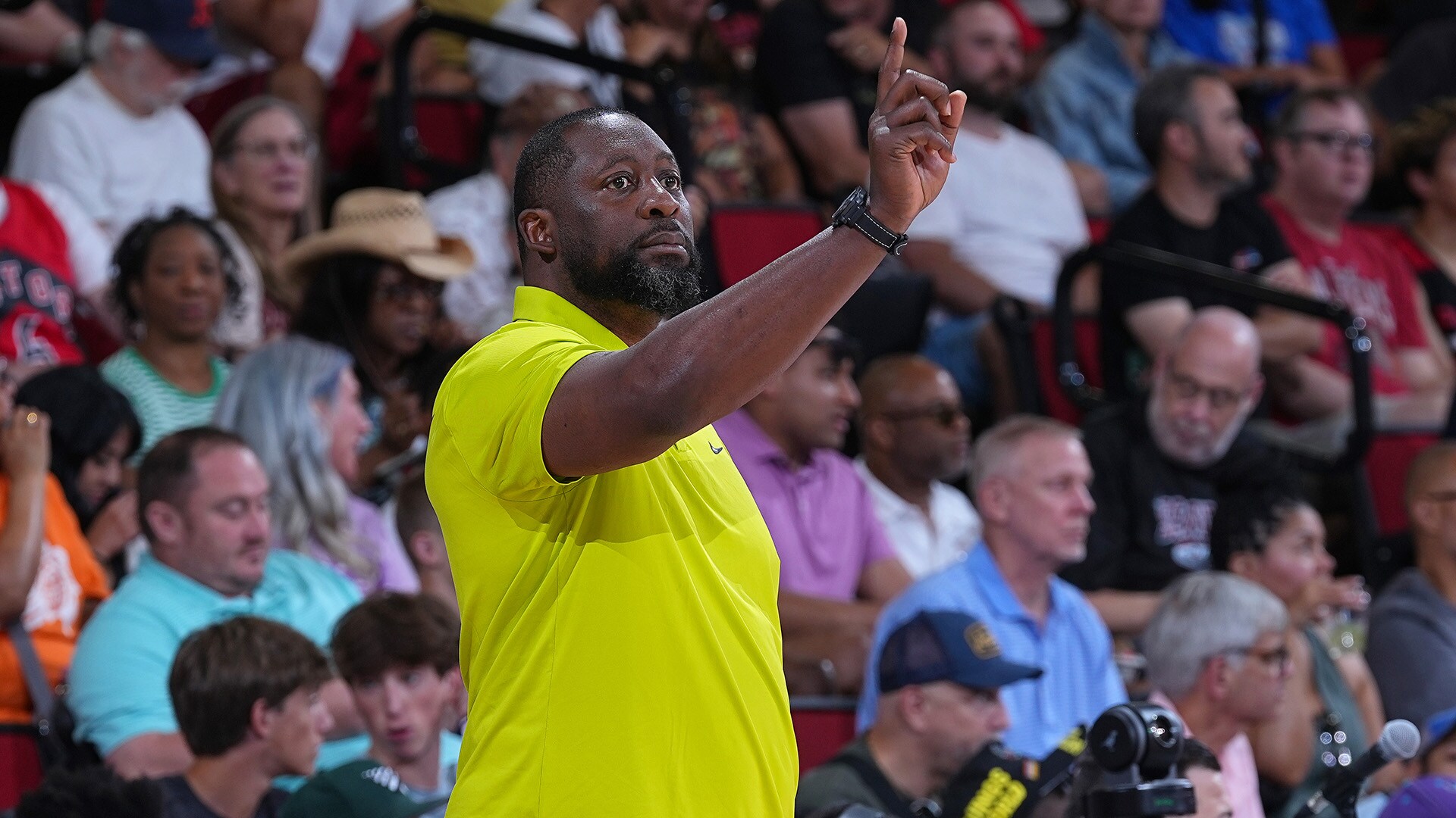 Bucks new coach Adrian Griffin excited to work with Giannis ...