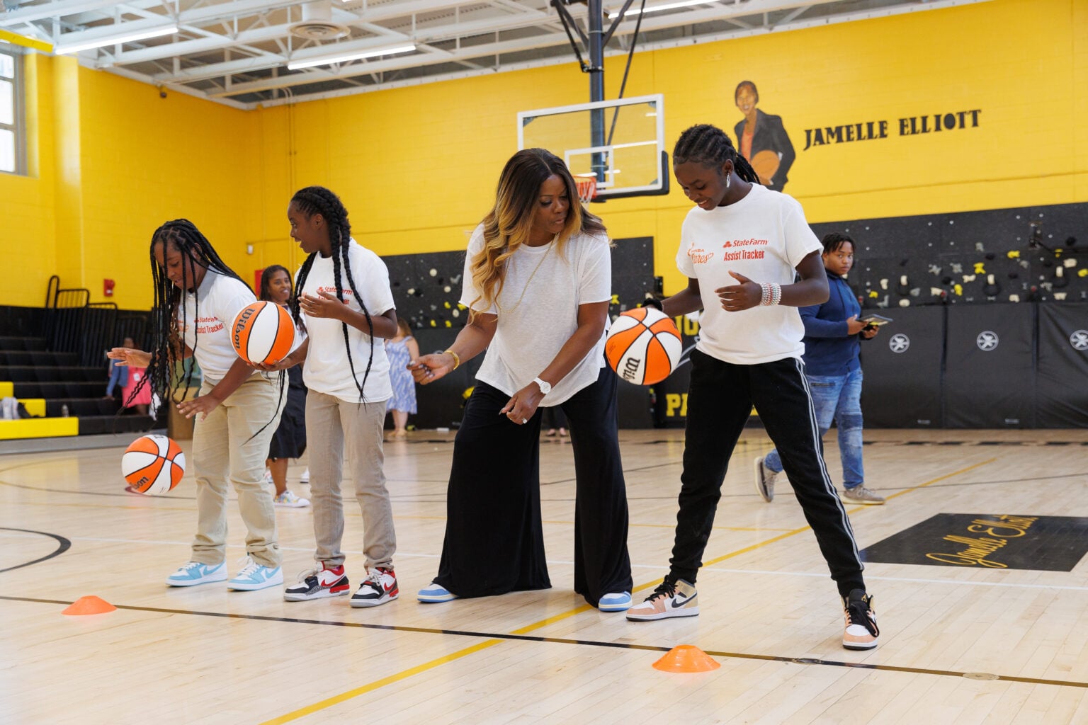 How the State Farm Assist Tracker is making its mark | NBA.com