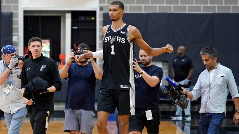 All eyes on Victor Wembanyama at Spurs Media Day | NBA.com