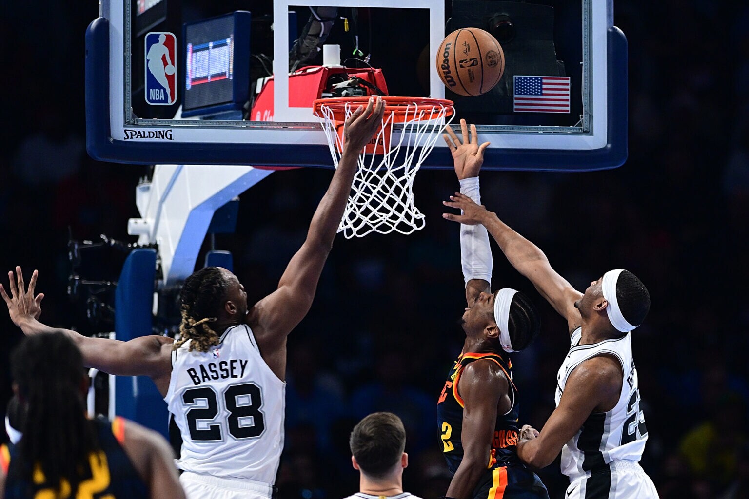 NBA Starting 5, Nov. 15: Tyrese Haliburton's historic run | NBA.com