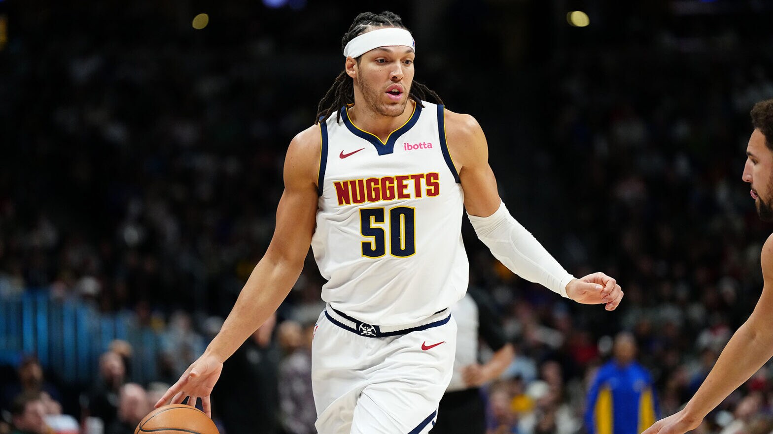 Nuggets' Aaron Gordon away from team after suffering dog bites to hand ...