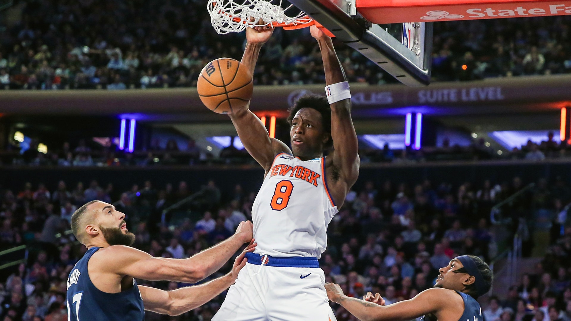 OG Anunoby returns to Knicks on 5-year deal | NBA.com