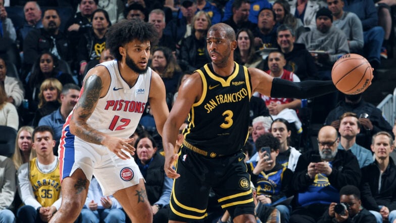 Chris Paul fractures left hand in Warriors' victory, will undergo ...