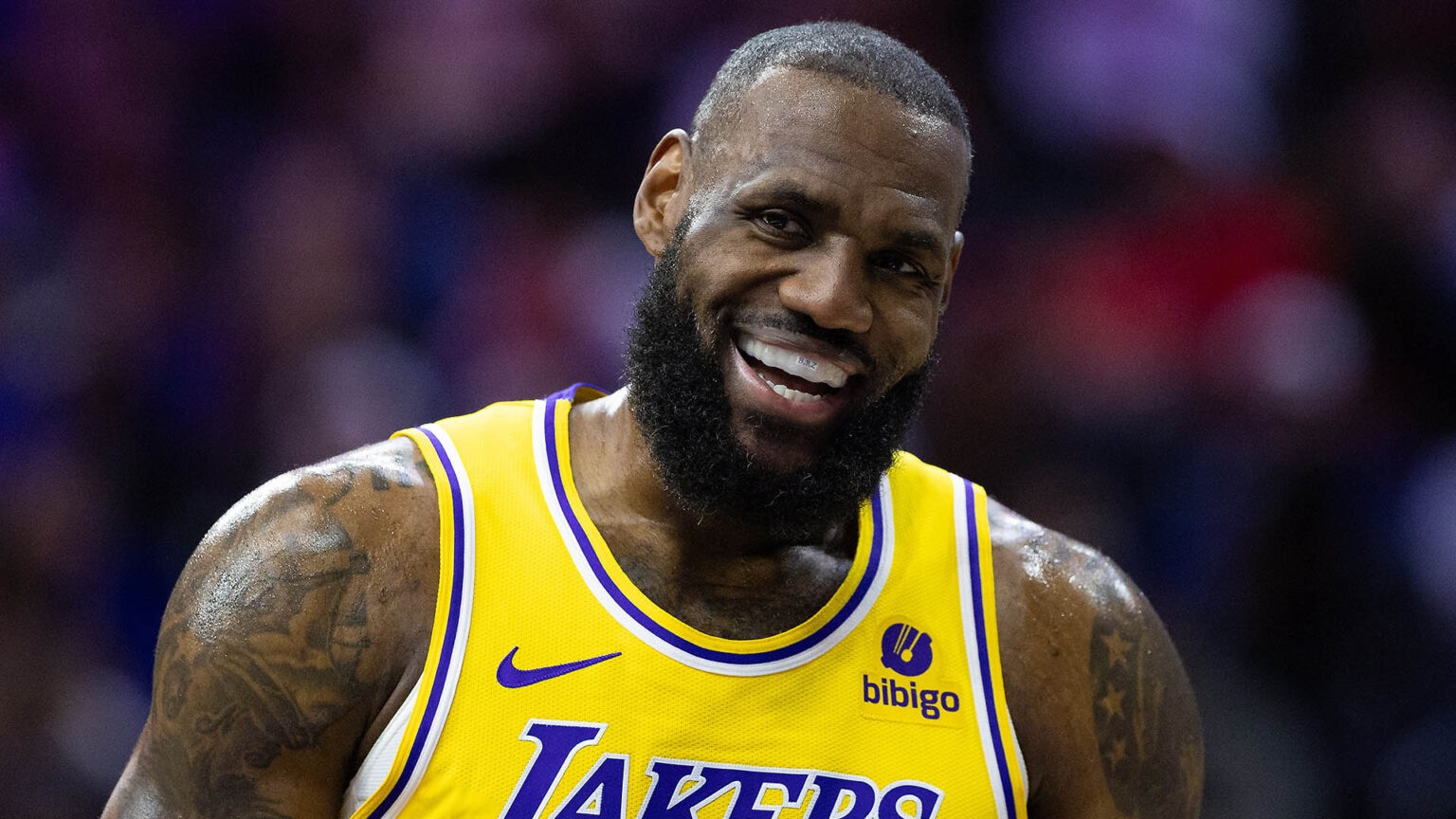 Giannis Antetokounmpo, LeBron James lead in 2nd fan returns of NBA All ...