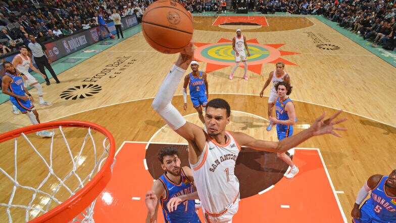 Kia Rookie Ladder: Victor Wembanyama loses to OKC, but stays at No. 1 ...