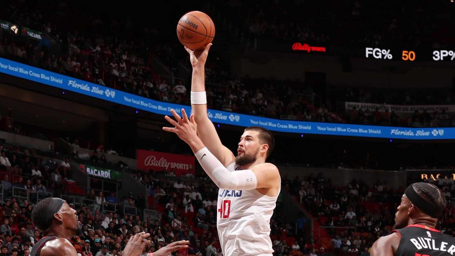 Clippers center Ivica Zubac returns after 9-game absence | NBA.com