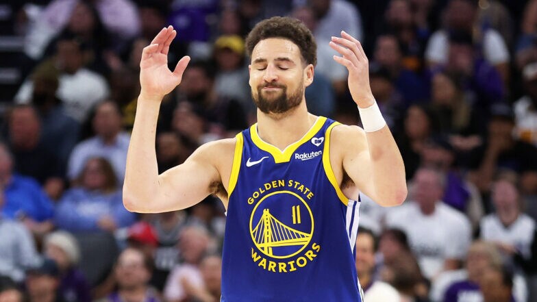 Impending free agent Klay Thompson heads into uncertain summer | NBA.com