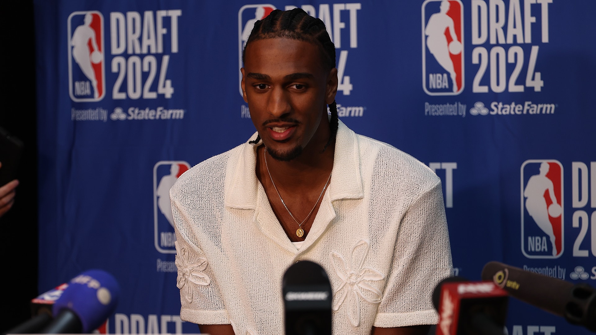 The official site of the NBA for the latest NBA Scores, Stats & News ...