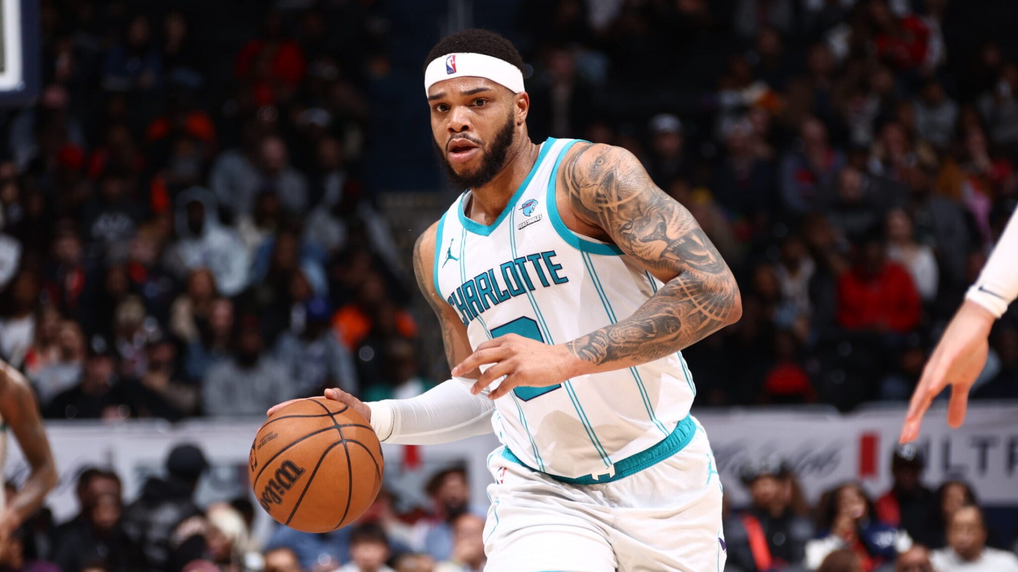 Miles Bridges to return to Hornets on reported 3-year, $75 million deal ...